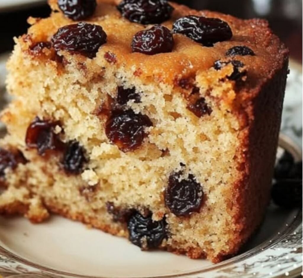 Old-Fashioned Rum Raisin Cake – Moist, Spiced, and Elegant – chefmaniac.com