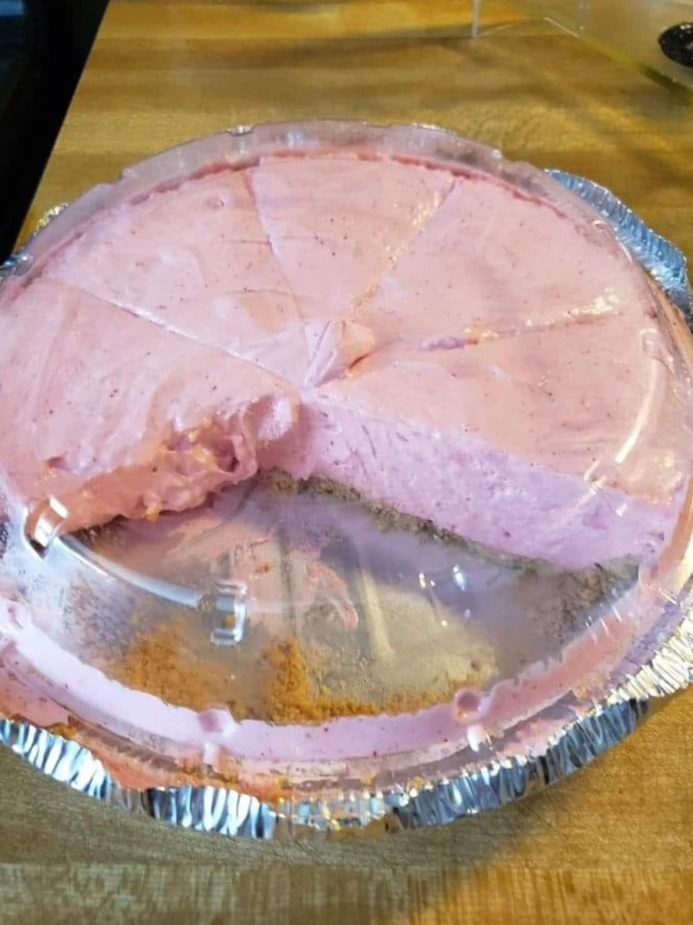 Easy Kool-Aid Pie: The Ultimate No-Bake Retro Dessert – chefmaniac.com