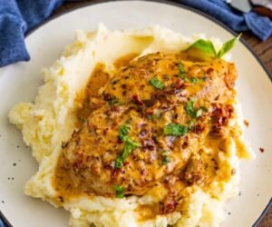 One-Pan Marry Me Chicken: The Easiest Weeknight Dinner – chefmaniac.com