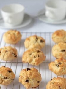 Traditional British Rock Buns: The Easiest 20-Minute Tea Time Treat ...